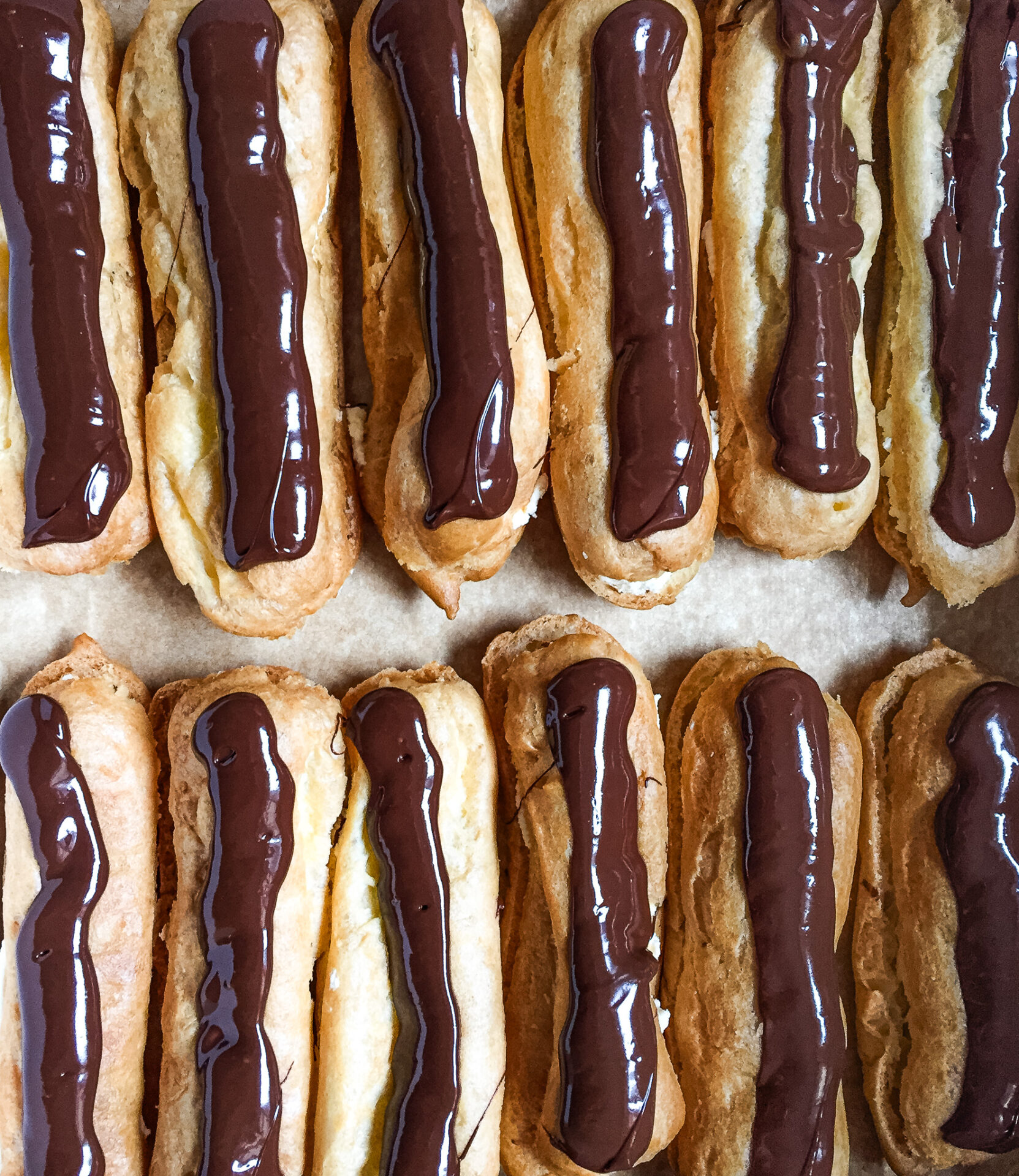 Chocolate eclairs - The BV